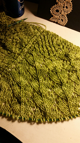 [FO] My Massive Dragonscale Shawl : r/knitting