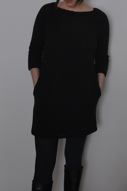 Still Light Tunic | knit it black