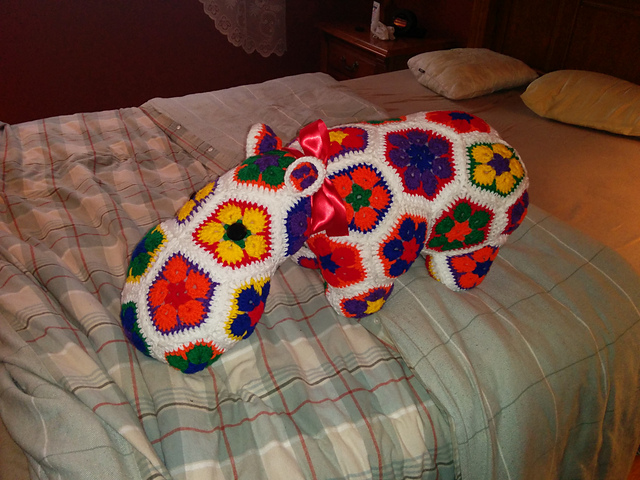 For anyone who enjoys the african flower stuffies, Heidibears has a new ...
